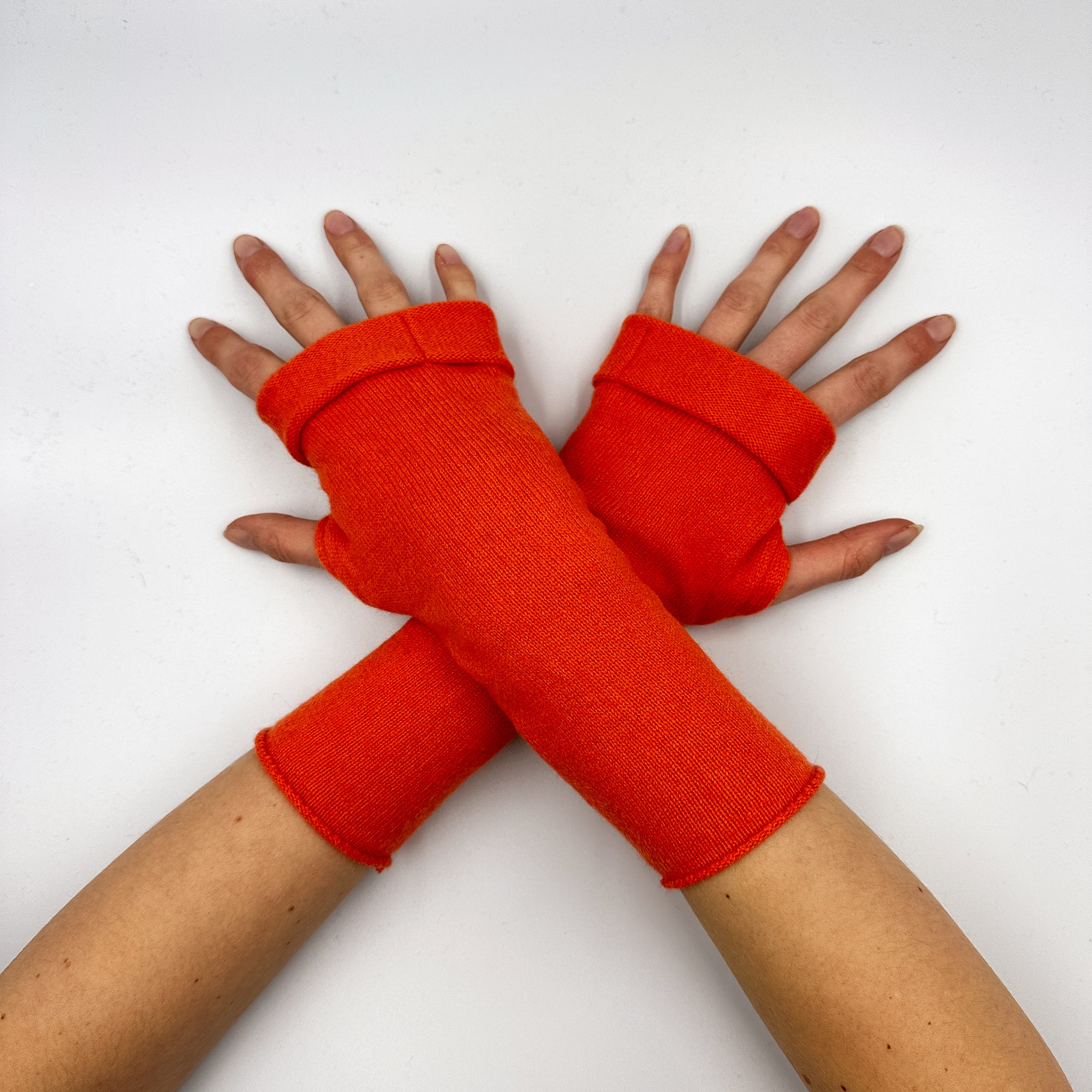 Sunburst Orange Fingerless Gloves – NEARLY NEW CASHMERE CO.