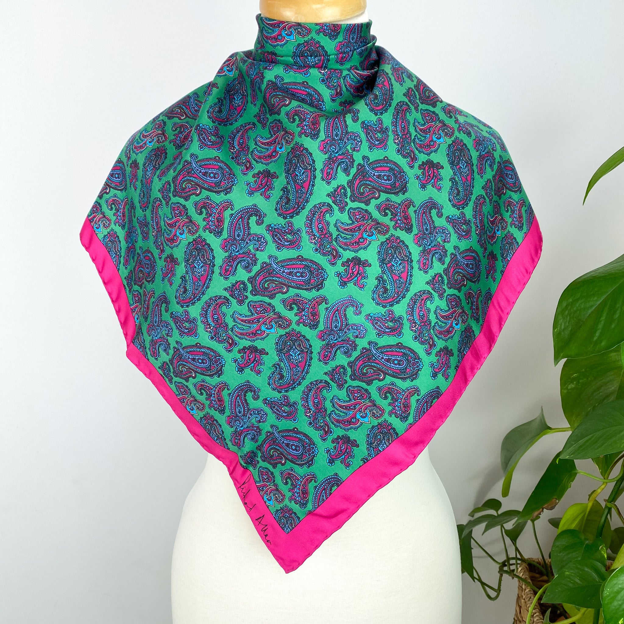 1970s Richard Allan Paisley Vintage Silk Scarf