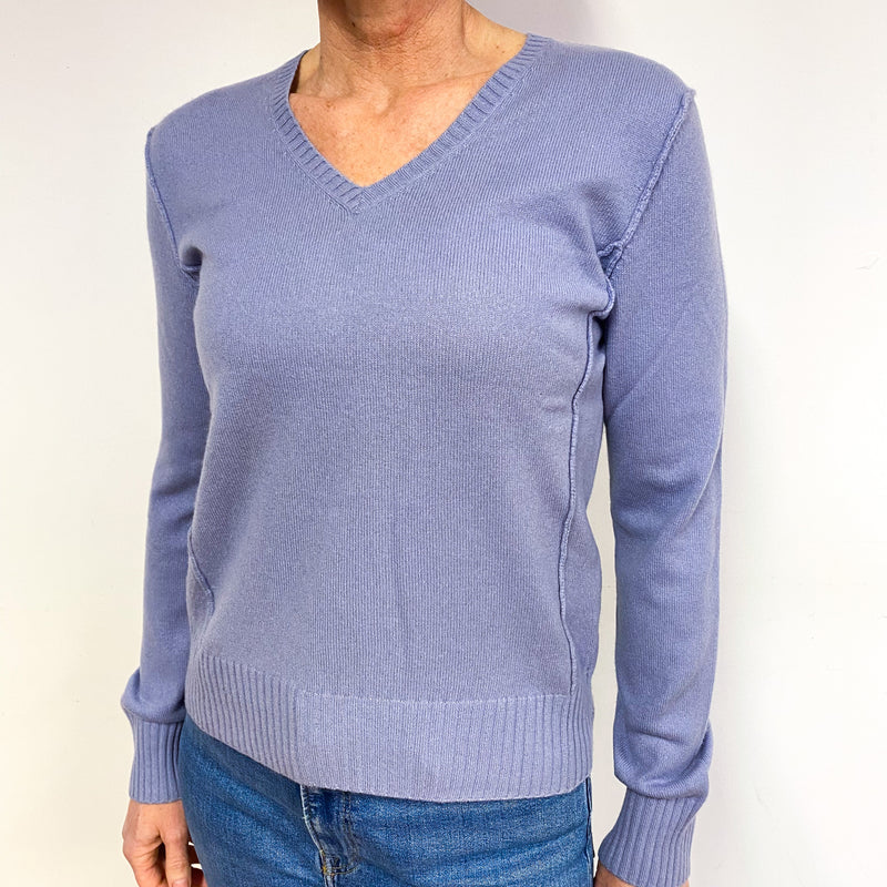 Pale Lavender Cashmere V-Neck Jumper Medium – NEARLY NEW CASHMERE CO.