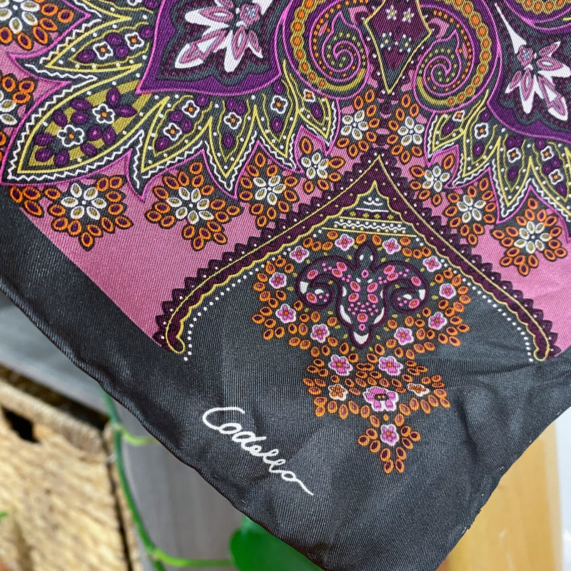 Codello Paisley Design Silk Scarf – NEARLY NEW CASHMERE CO.
